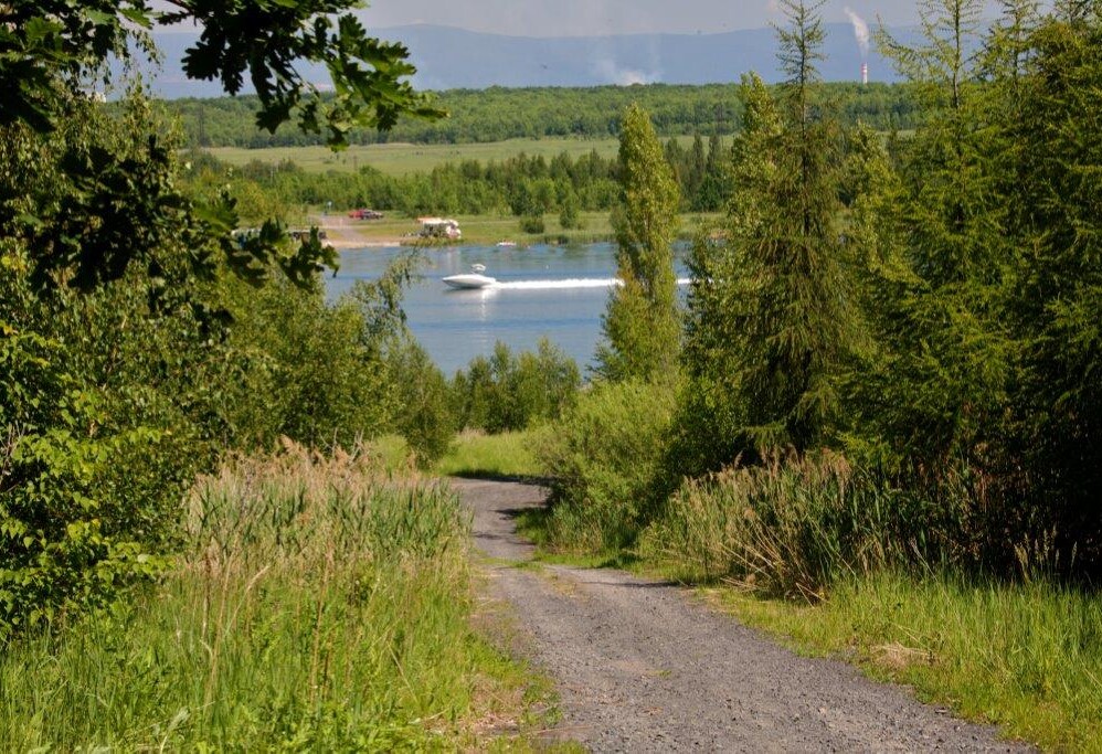 Benedikt - kostel Nanebevzetí Panny Marie v Mostě